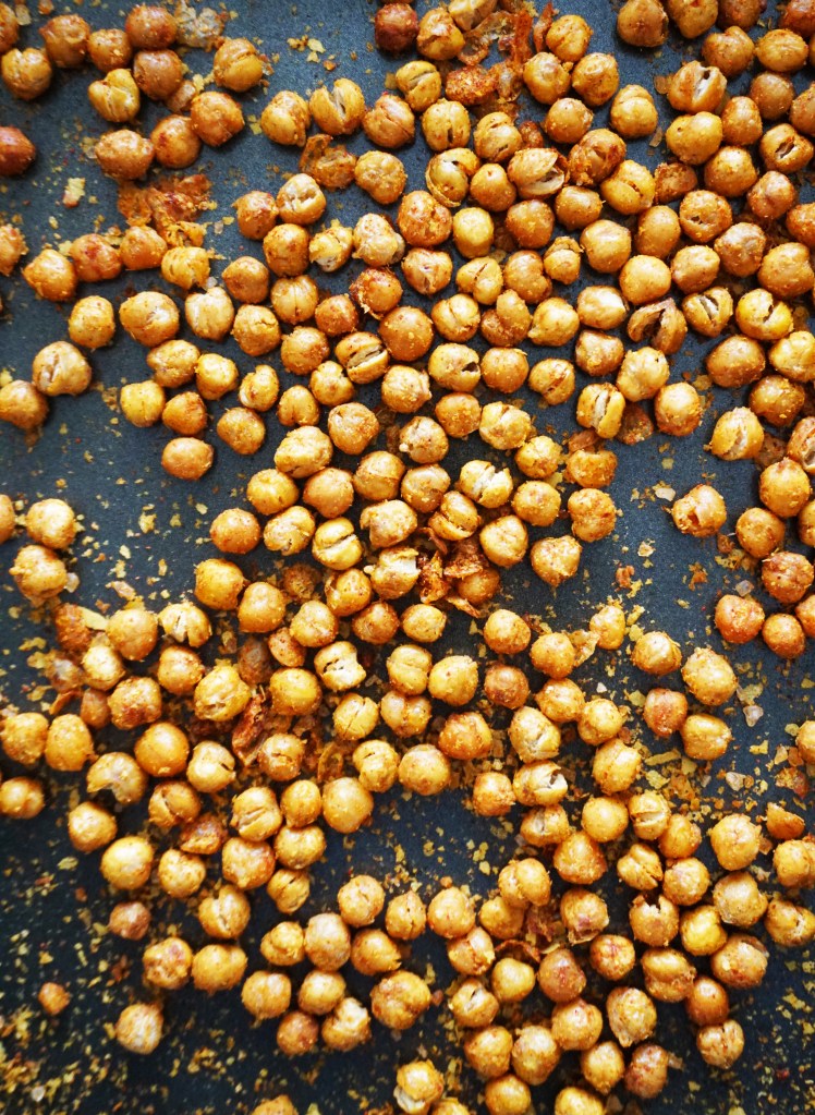 Crispy Baked Cheesy Smoked Paprika Chickpeas | Healthy Vegan Snack | 5 ...